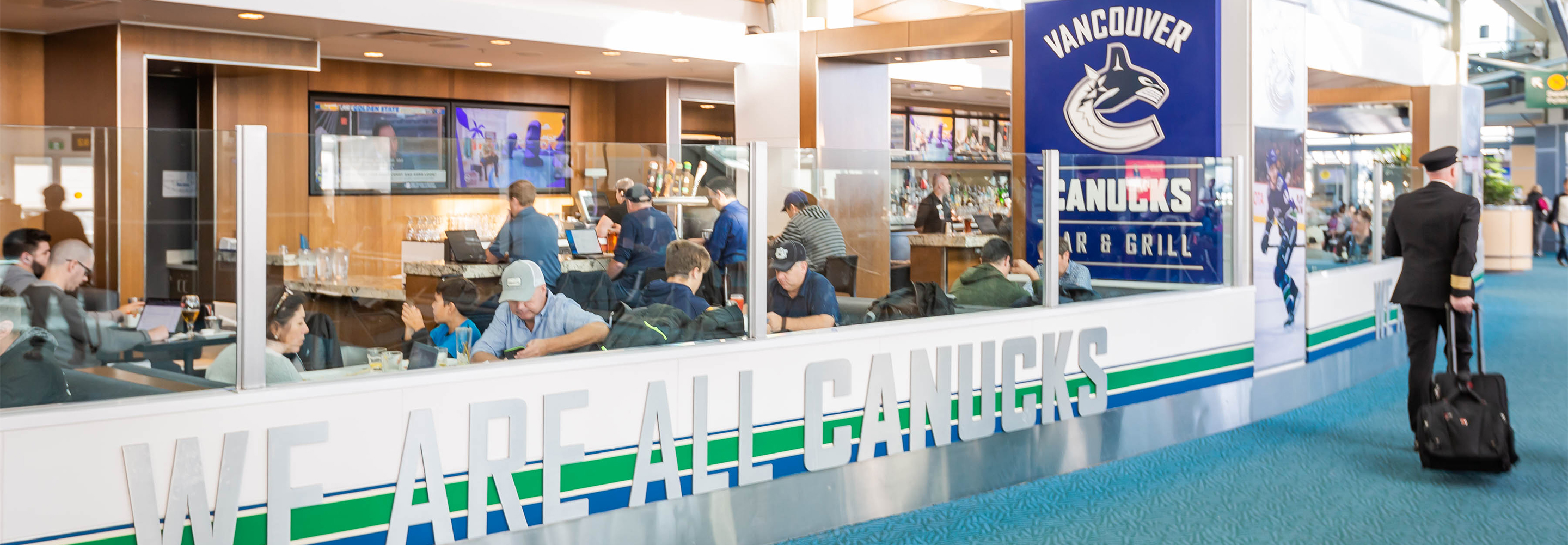 Canucks Bar & Grill | YVR