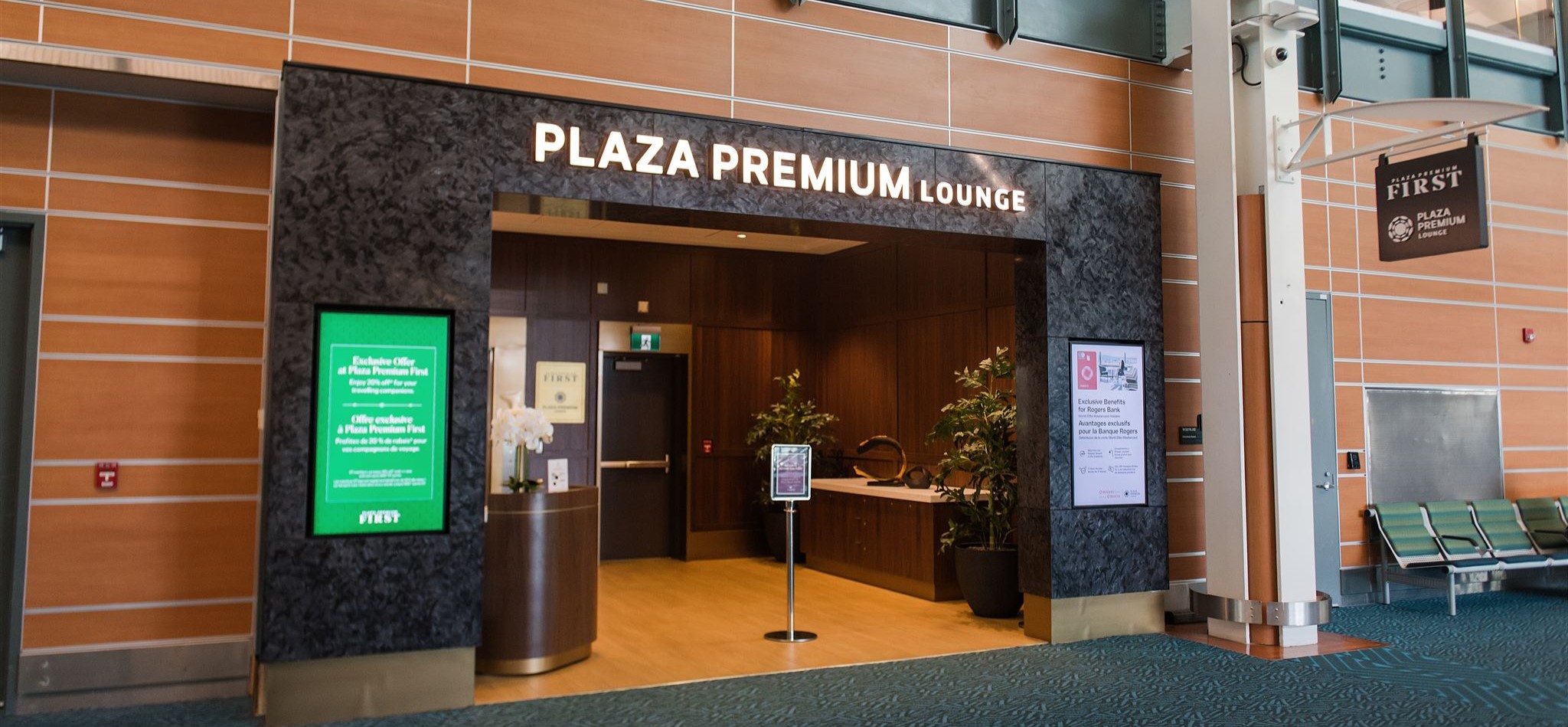 Plaza Premium First | YVR